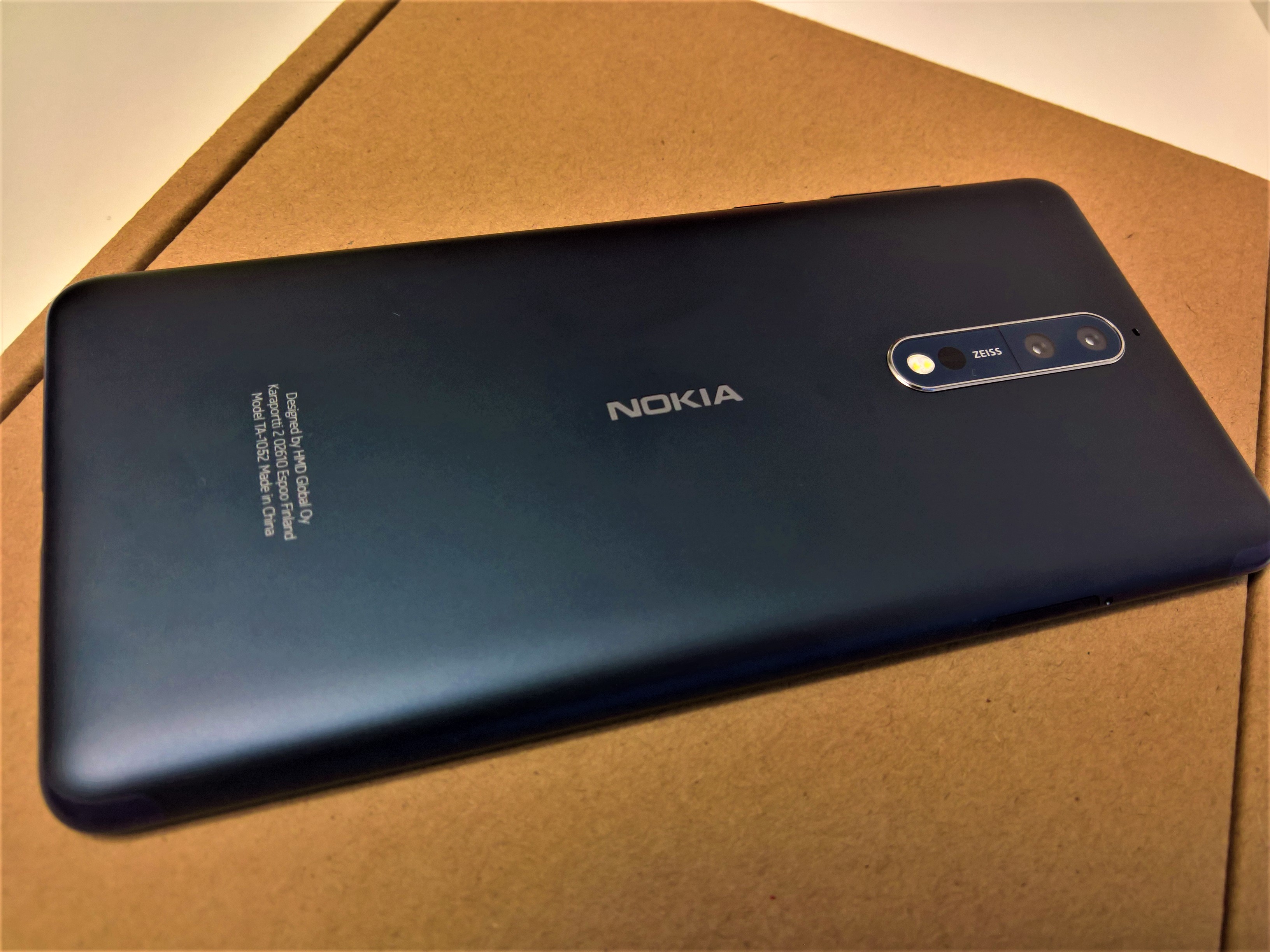 Nokia 8 開箱外傳 – ManHungTech