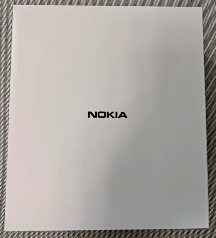 [讀者分享]Nokia Essential Wireless Headphones E1200 開箱 – ManHungTech