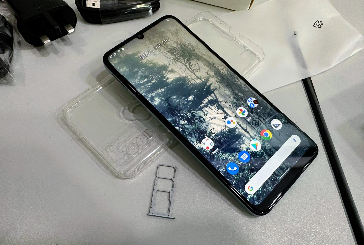 色誘買家: Nokia C31 開箱 – ManHungTech